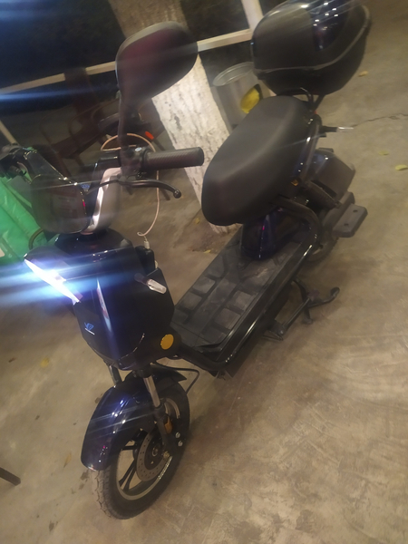 Skuter velomax dimansh