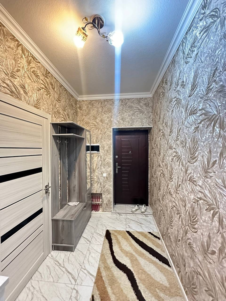 Продаётся 2х комнатная квартира на 4 этаже в 6ти этажном доме.