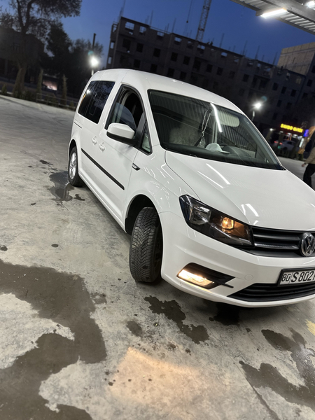Wolsvagen caddy 2022 yil