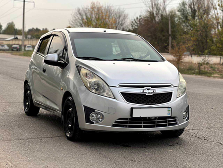 Srochno Chevrolet Spark Mexanika (Metan Gaz)