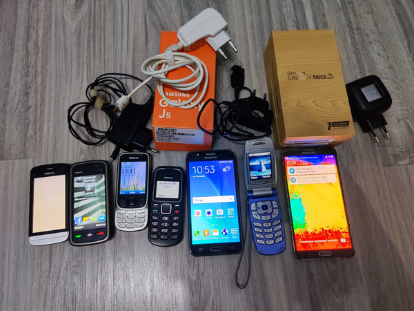 Samsung, Nokia телефоны