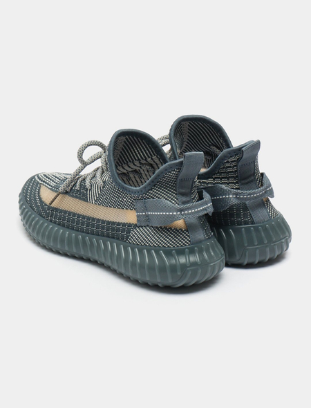 Кроссы кроссовки Yezzy trail izzy