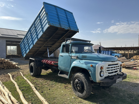Zil 131 rama ural mator moy yemiydi samasval balonlari oddiy