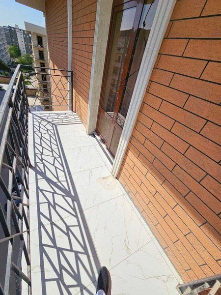 2 xonali 78m² 7-qavat sotiladi