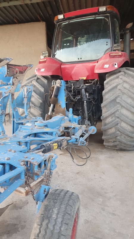 Case IH magnum 255
