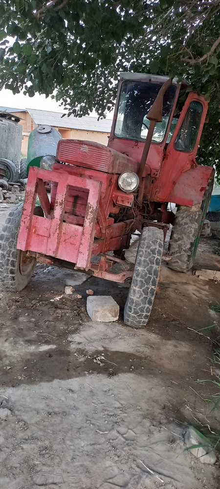 T 28 traktori xolati yaxshi