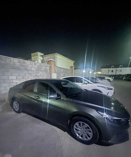 Hyundai Elantra 1.6 atmosferniy