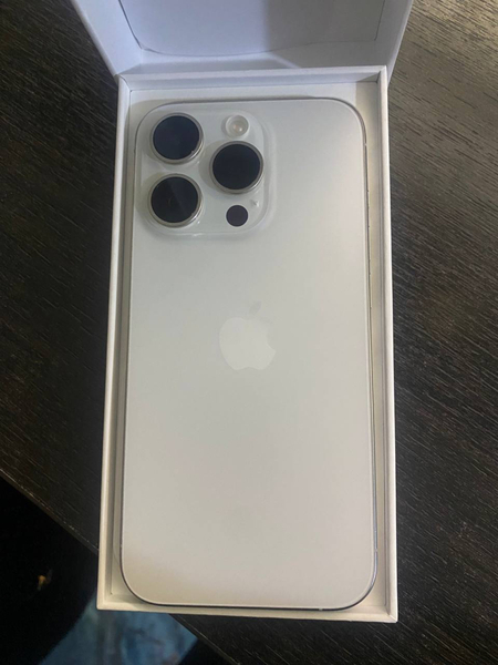 Iphon 15 pro 128 gb