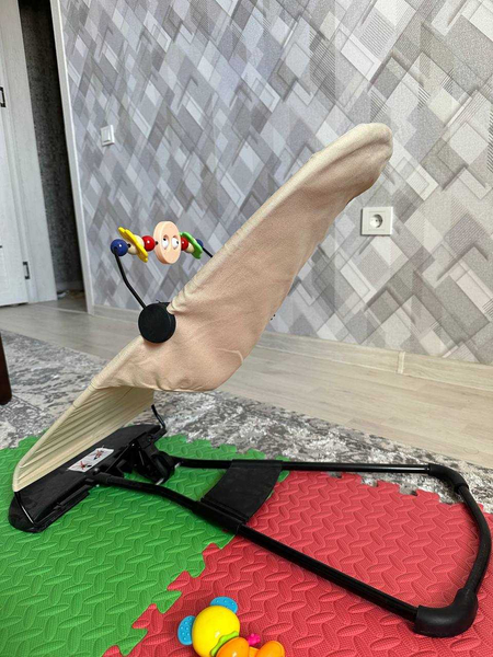 Шезлонг детский                                          .