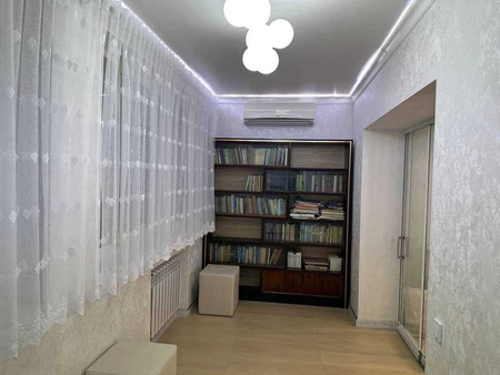Максим Горький• Буз базар • 2комн • 65 м² • этаж 4/4 • [БЭ:120]