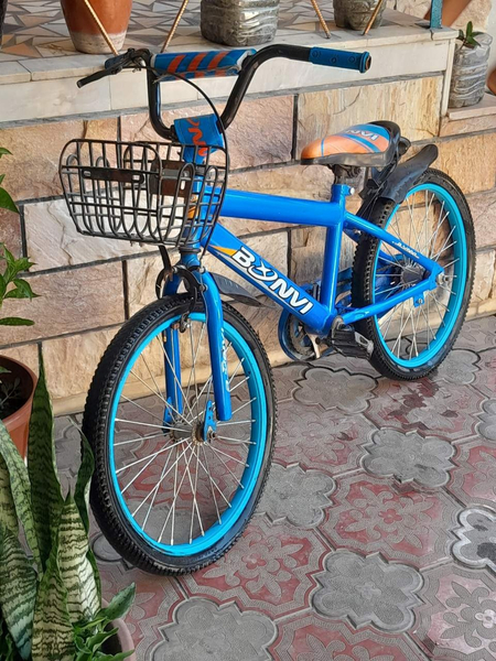 Velosiped Bonvi sotiladi