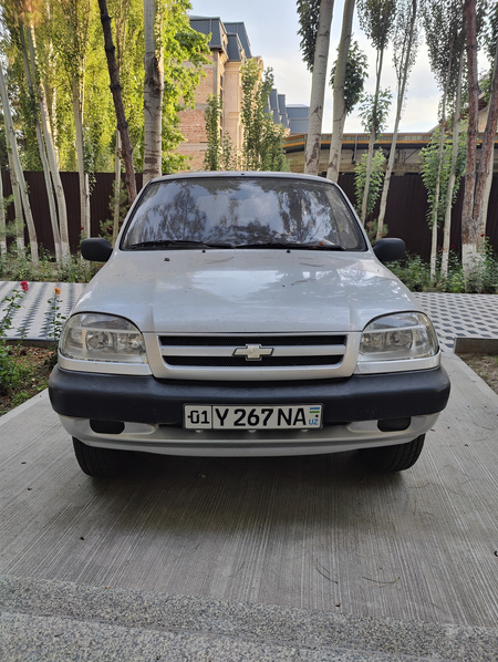 Chevrolet Niva 2008