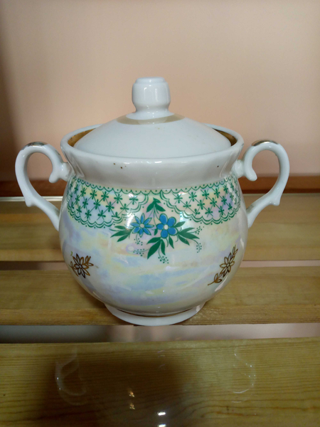 Katta skovorodka 28sm. Большая сковородка с крышкой 28см