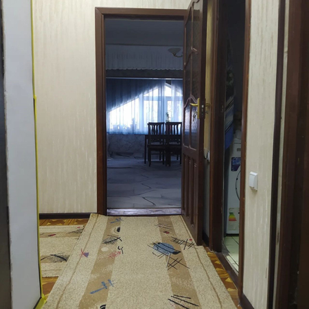 Продаётся своя квартира 3/2/9 
Юнус Абад 11 квартал.