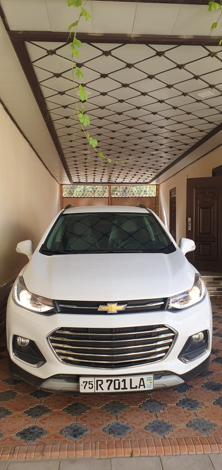 Tracker 1 premier
