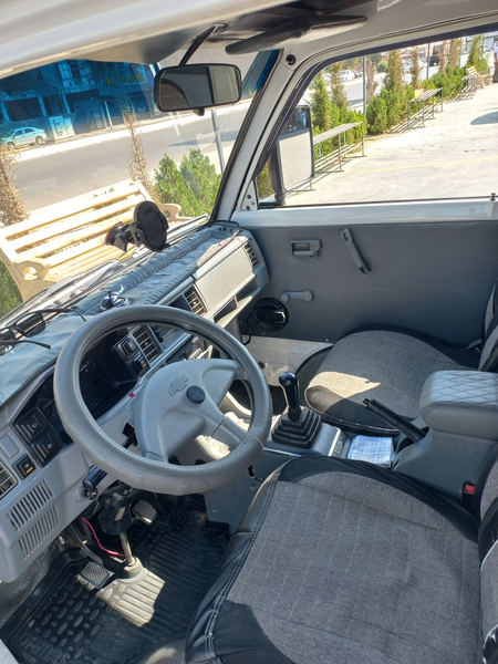 Chevrolet damas sotiladi