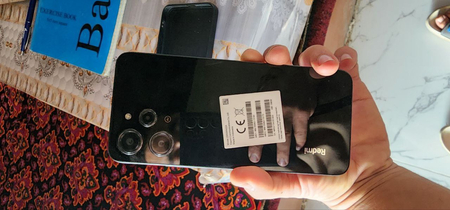 Redmi 12.  12 ga 256srochni arzon narxdaa