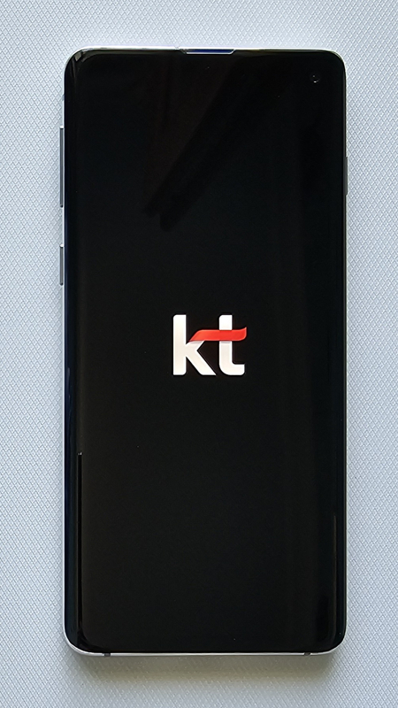Samsung Galaxy S10 white АКЦИЯ 5 ОКТЯБРГАЧА