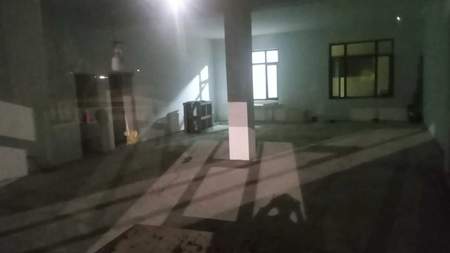 Аренда красивая офис 200 кв вдоль дорога
