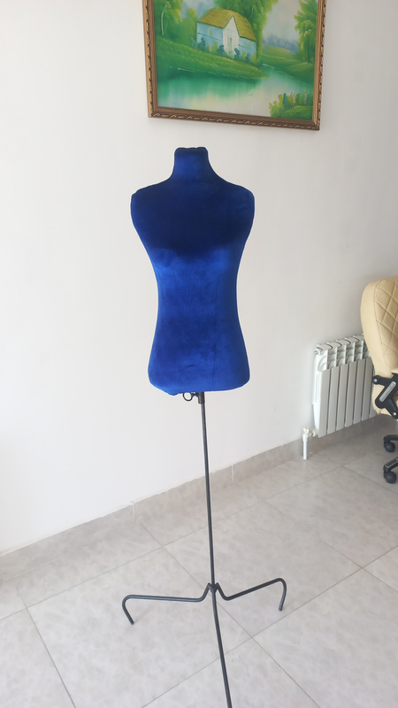 Maniken sotiladi