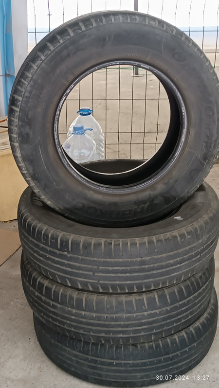Продам Покрышки на авт.Кобальт. б/у. Сотаман.
