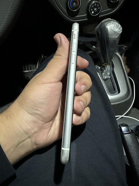 iPhone 11 srochna!