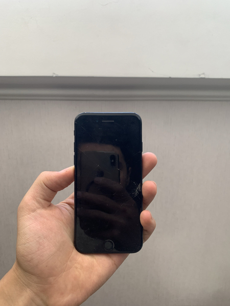 Iphone 7 32G sell