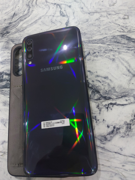 Samsung a70 128gb