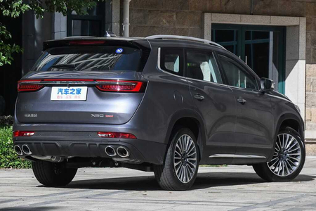 JETOUR X90 Plus gibrid