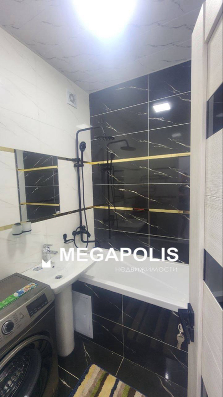 _Продается 2*3 Комнатная квартира метро М.Улугбек