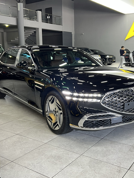 Продается новый Genesis G90 limousine