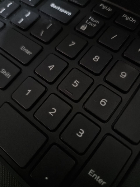 Dell аптека,бухгалтерия ва хисоб китоб ишларига зур вариант.