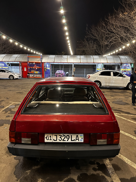Vaz2108 сотилади