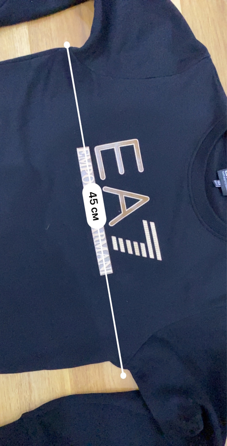 Кофта черная armani