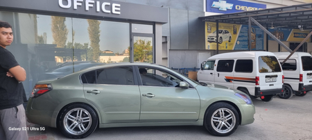 Prodam Nissan altima sotaman o'zimniki 2007 sostoyanie yaxshi