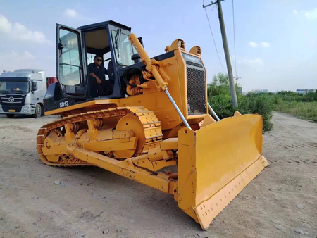 Buldozer shantui