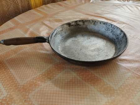 Продам сковороды