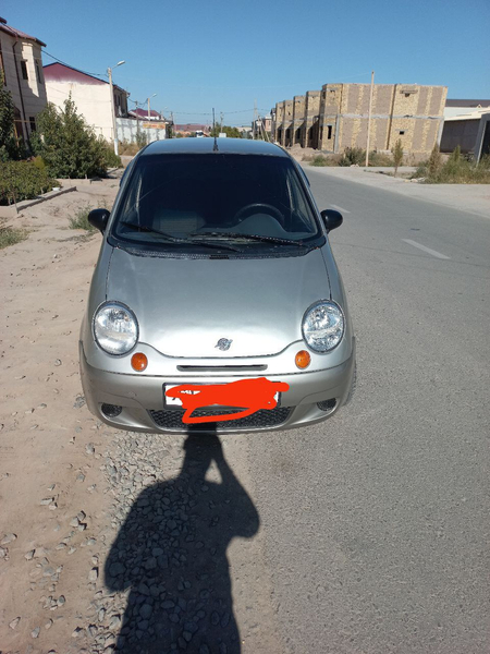 Мотиз    Сотилоди