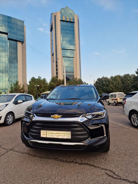 Tracker 2 , Premier, 2023