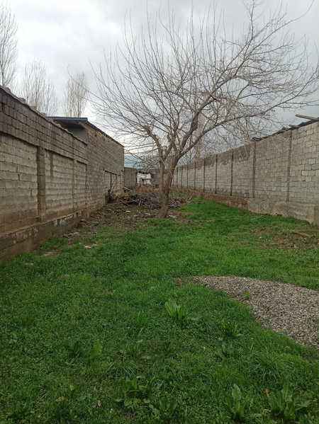 Продаётся  дом ховли сотилади ерни узи Лимонария тарафда