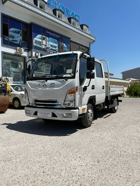 JAC J3 2X KABINALI: bizada faqat sifat muhim