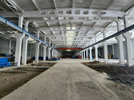 База 160 соток Сооружение 6 000 м2. Куйлюк; м-в. Панельный. Яшнабад