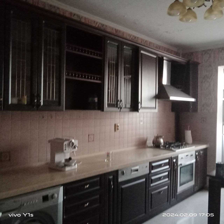 Срочно сдаётся 2 ком. квартира в центре  рядом с ГУВД УЛ. МОШТАБИБ