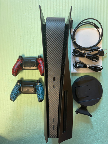 PlayStation 5 с дисководом