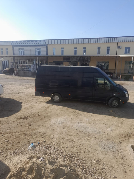 Ford tranzit sotiladi