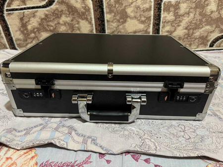 Продается пластиковый кейс 48x36x13