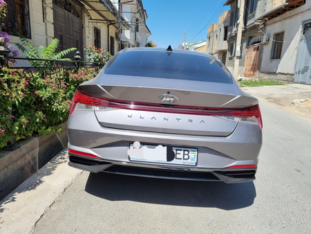 Hyundai Elantra 1.6