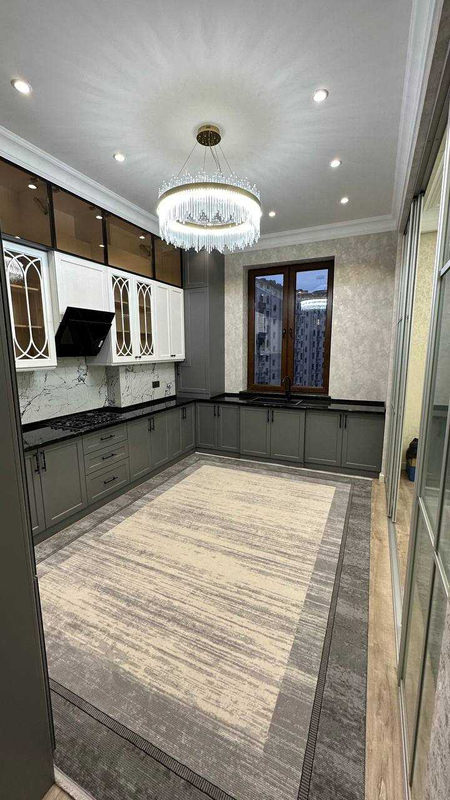 Срочно Продается евро квартира 2в3 ком. о-р: Гостиница Тата Ц1