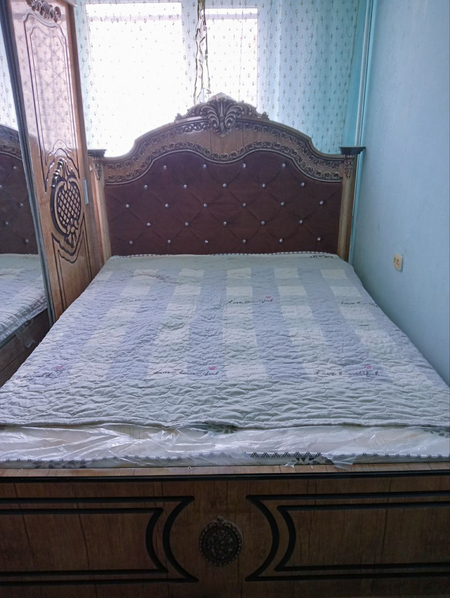 Продается спальный комплект