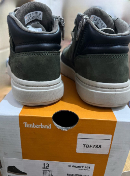 Обувь на мальчика Timberland , в отличном состоянии.